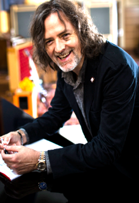 About Us – Piggy – a film by Matt Norman